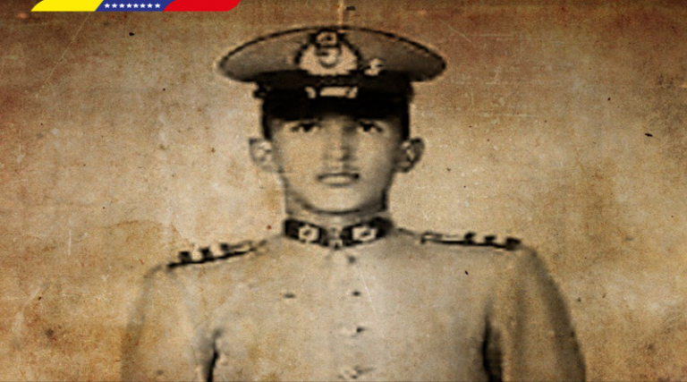 Hace 44 años el Comandante Chávez se convierte en oficial de la FANB ...