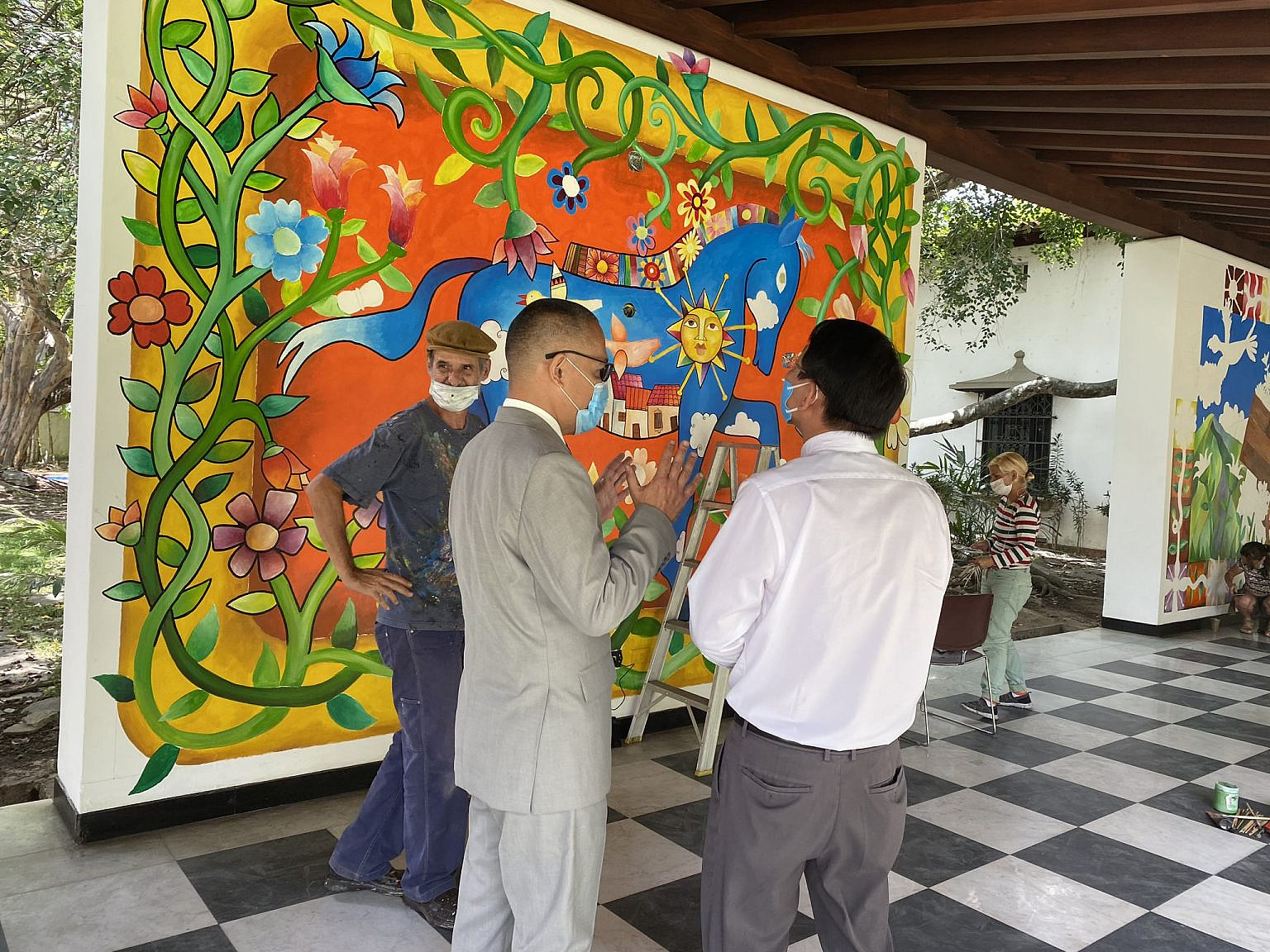 Está casi listo mural del pintor Felipe García en honor a Aquiles Nazoa ...