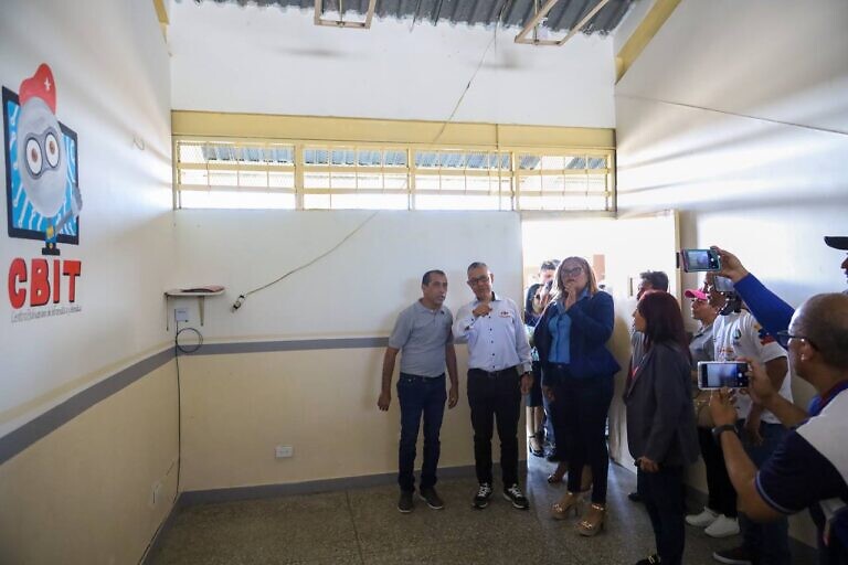 Reinaugurado el Complejo Educativo Don Rómulo Gallegos en Apure - Alba Ciudad 96.3 FM